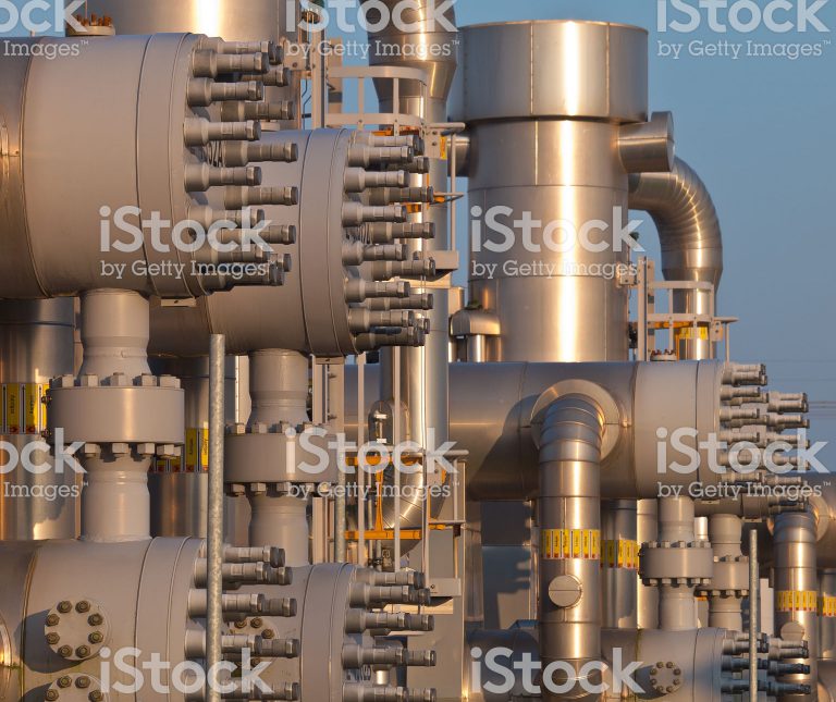 Detail of a natural gas processing plant - Fluid Control
